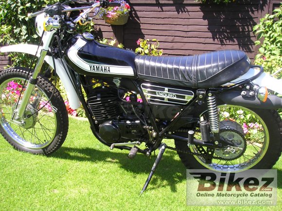 Yamaha DT 400 gallery